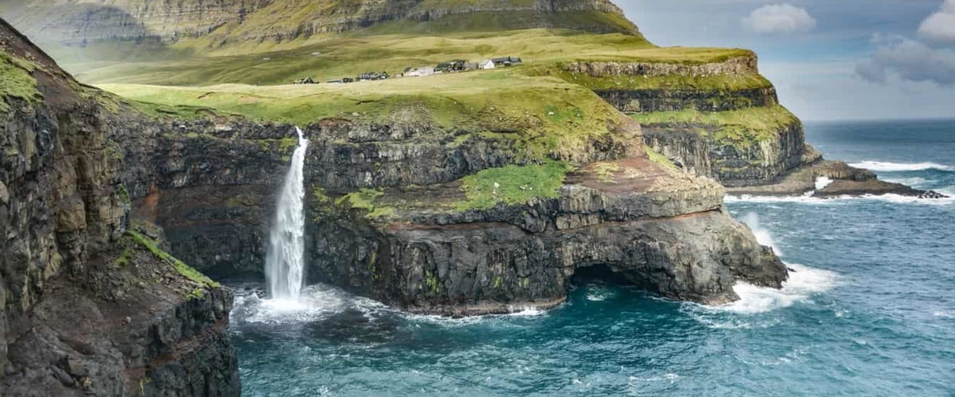 What are the different types of landscapes?